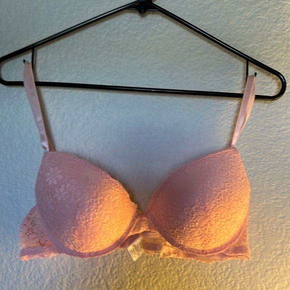 Intimates & Sleepwear | Pink Bra 4 | Poshmark